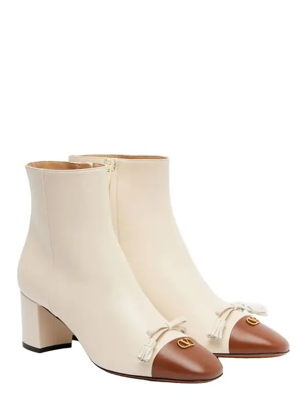 Valentino Garavani Valet Du Roi 60 Leather Ankle Boots - Beige
