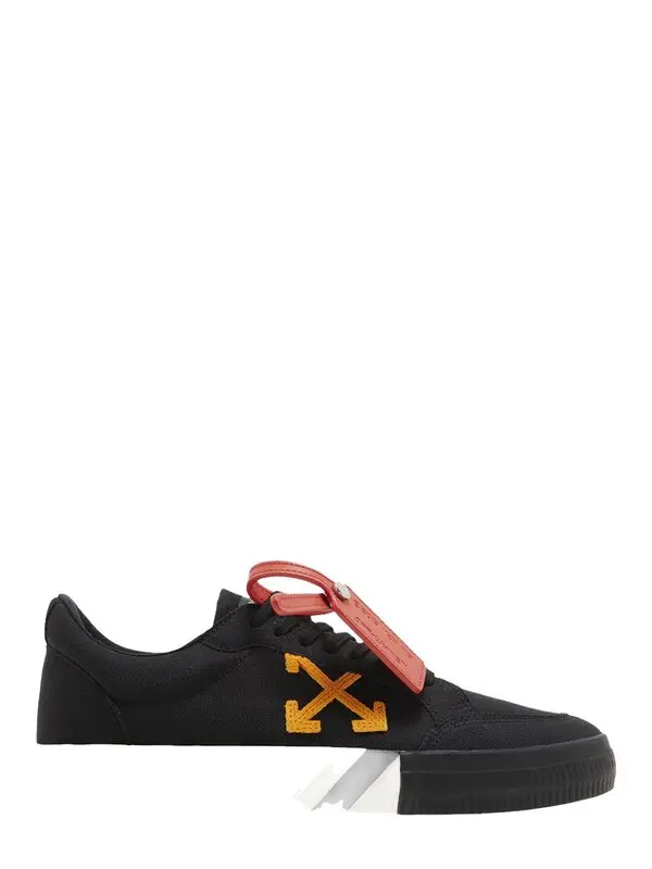 Off-White Vulc Low-top Sneakers - Black