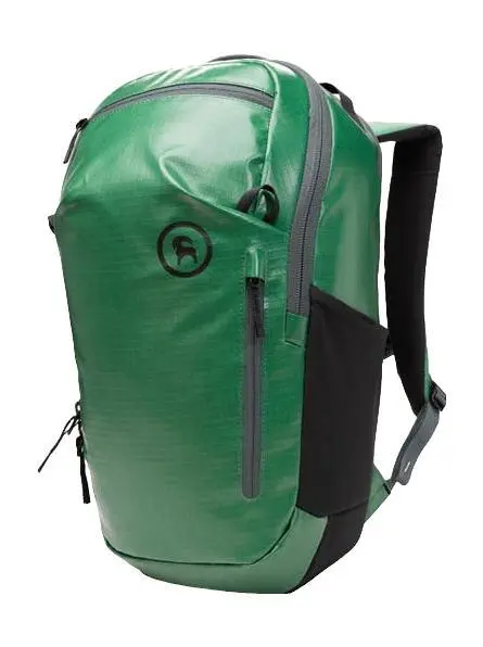 BACKCOUNTRY Destination 20l Backpack - Gearhead Green
