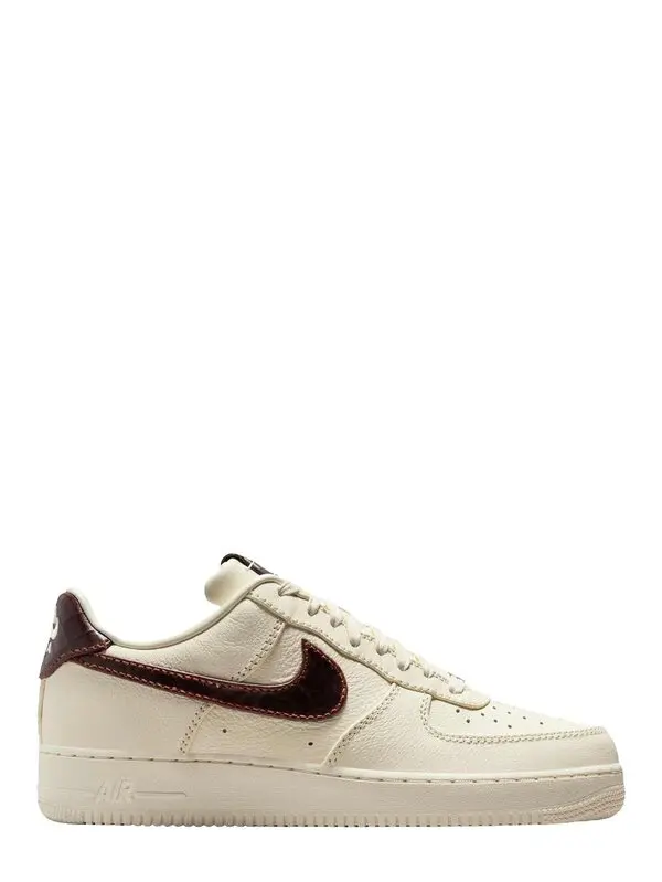 Nike Air Force 1 '07 Sneakers - Cream