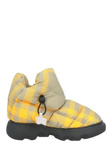 Burberry Padded Ankle Boots - Yellow