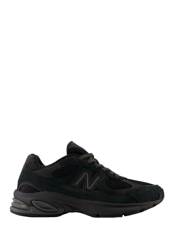 NEW BALANCE 2010in Lace-up Sneakers - Black/brown
