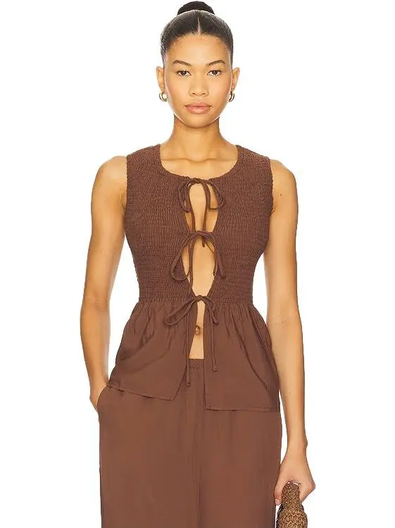 SEVEN WONDERS Shirred Tie Front Top - Chocolate