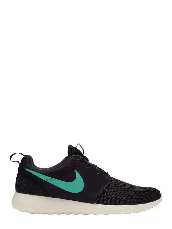 Nike Roshe One Sneakers - Black