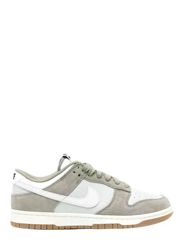Nike Suede Panelled Sneakers - Green