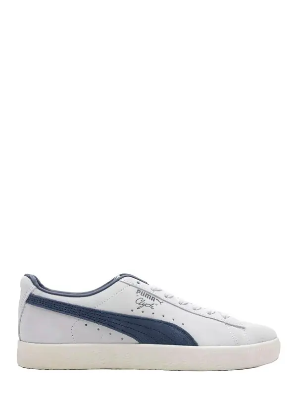 PUMA Clyde Suede Sneakers - Grey