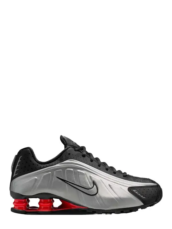 Nike Shox R4 Sneakers - Black