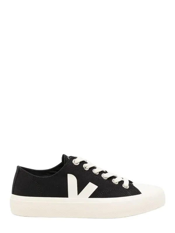 VEJA Sneakers - Black