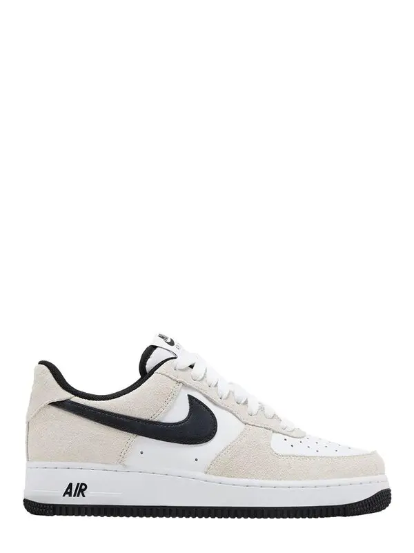 Nike Air Force 1 '07 Lv8 Sneakers - White