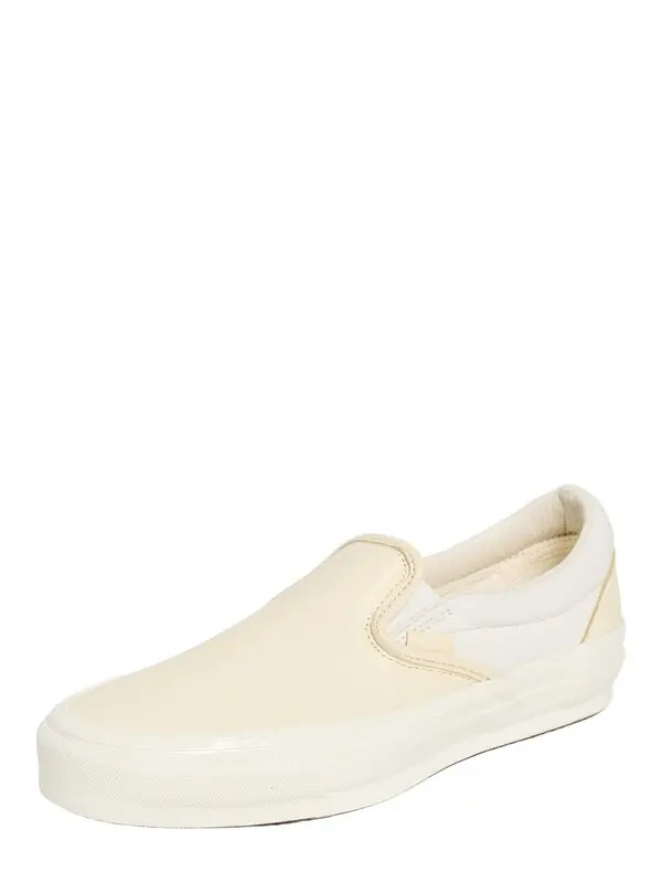 VANS Classic Slip-on Sneakers - Lemon Icing