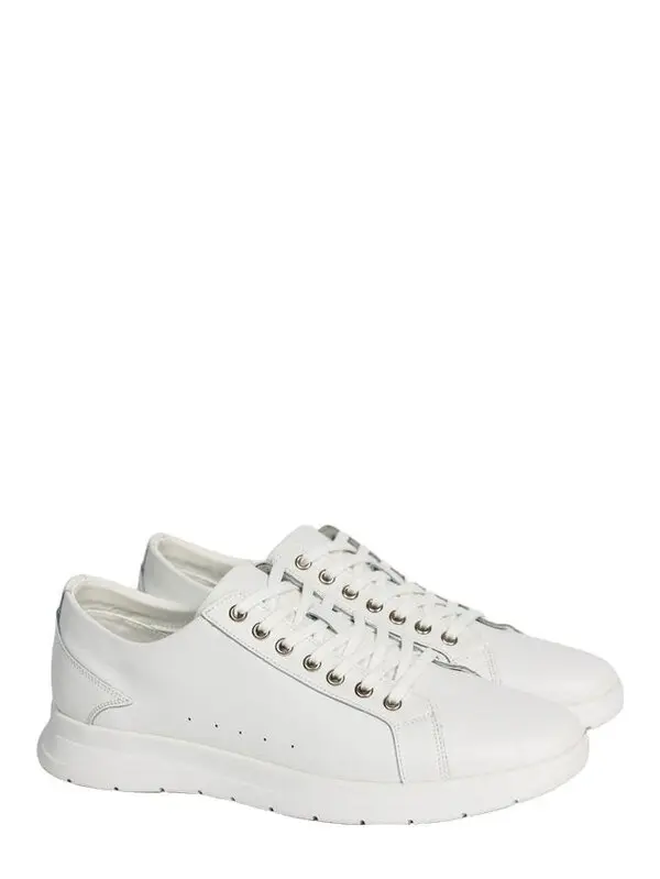 JAMES O'REGAN Venom Low Top Leather Sneaker - White