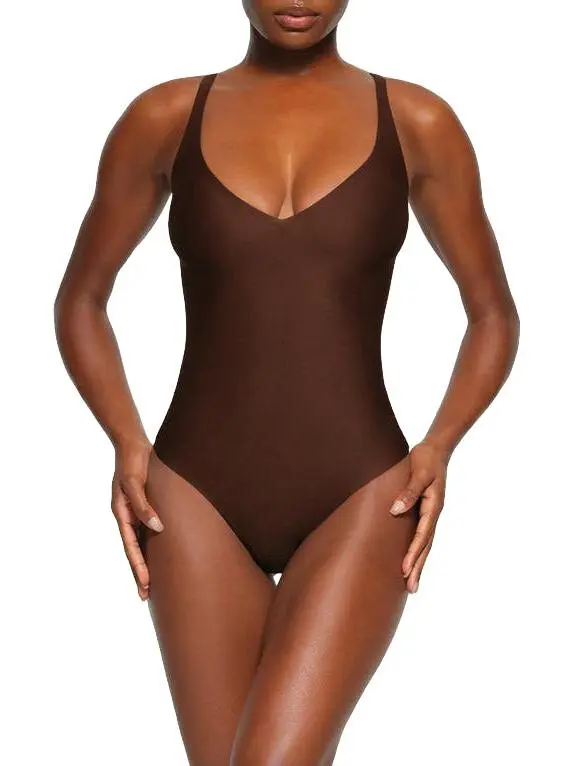 SKIMS Unlined Plunge Thong Bodysuit - Cocoa