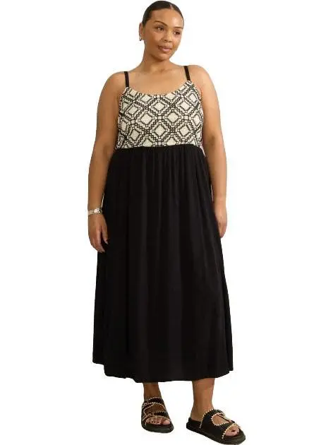 LIVE UNLIMITED Crinkled Crochet Dress - Black