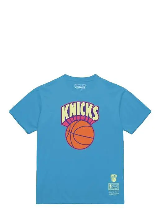 Mitchell & Ness New York Knicks Hardwood Classics Arctic Sunset Neon Retro Logo T-shirt - Light Blue