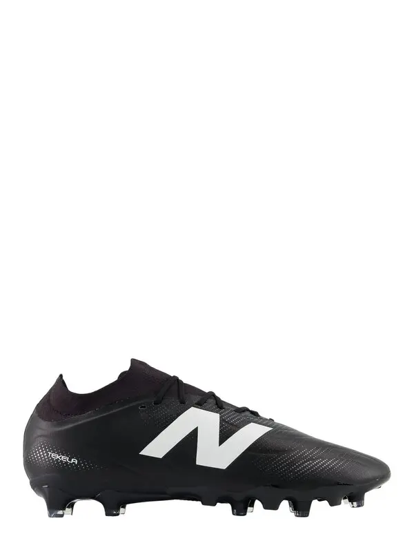 NEW BALANCE Tekela Team Low Laced Fg V5 - Black With White And Silver