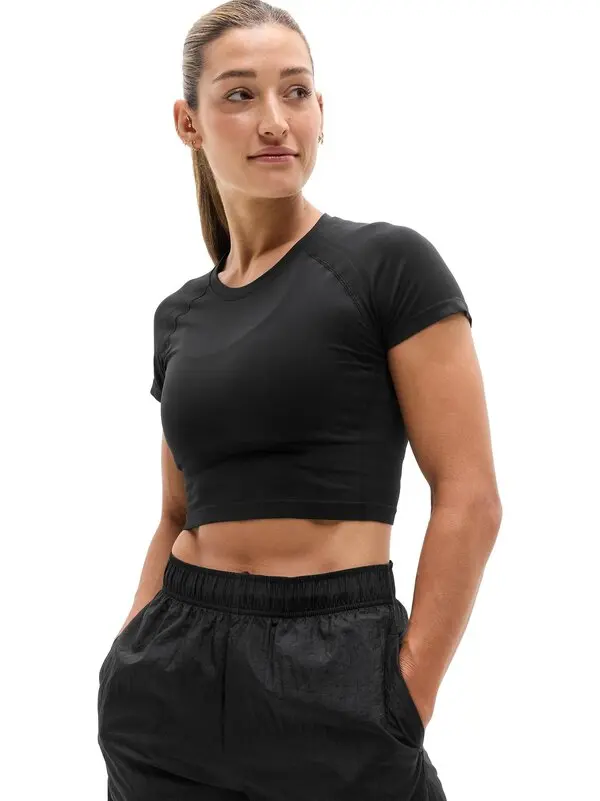 Athleta Momentum Flex Crop Tee - Black