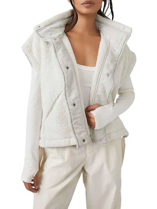Free People Scout It Out Fleece Vest - Birch Tree