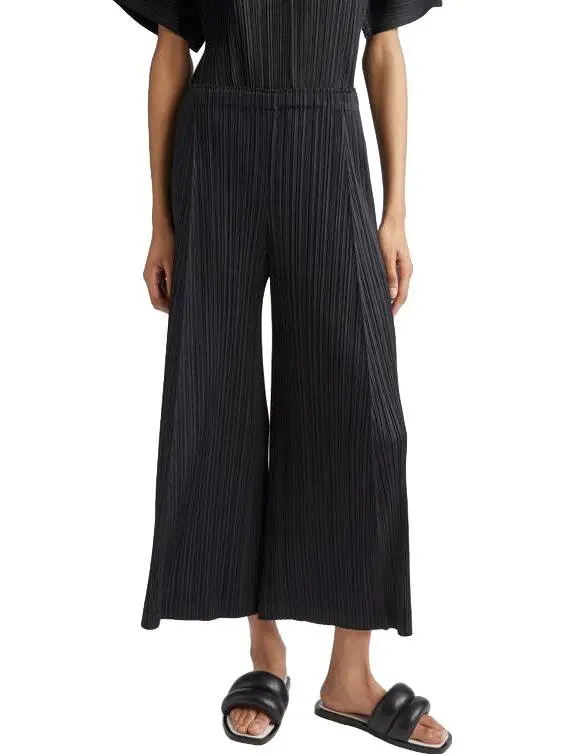 Issey Miyake Pleated Crop Wide Leg Pants - Black