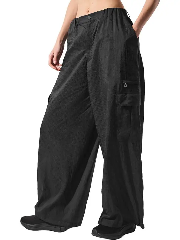 Alo Yoga Sheer Game Time Wide Leg Jogger Pants - Black