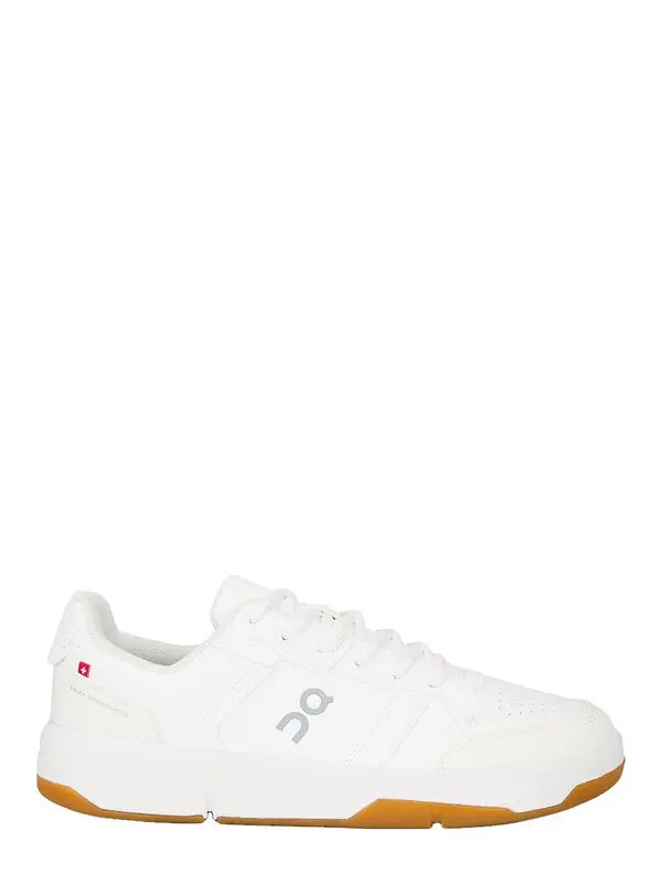 On The Roger Clubhouse Sneakers - White & Ivory