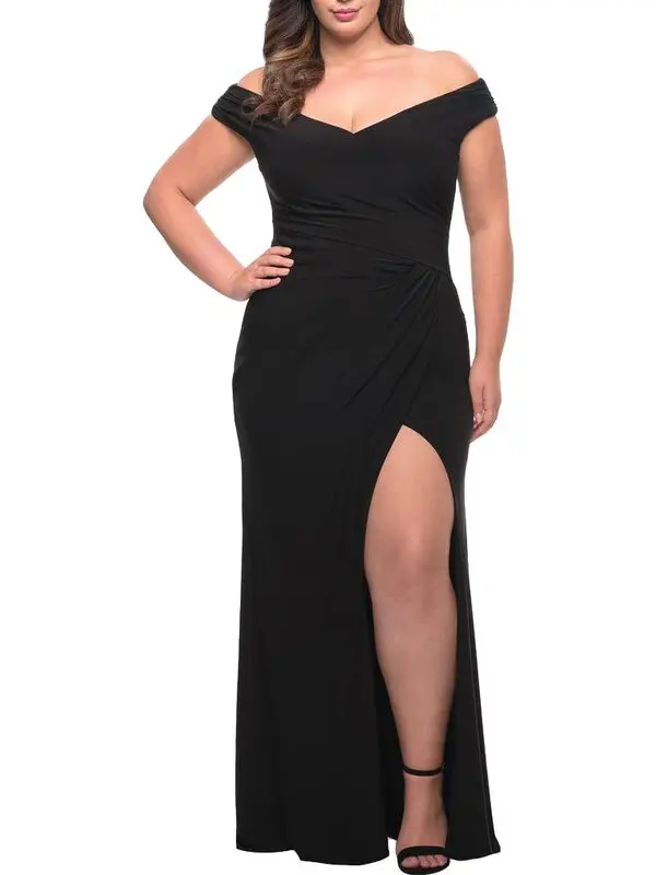 LABOMME Matte Jersey Long Plus Gown With Ruching And Slit - Black