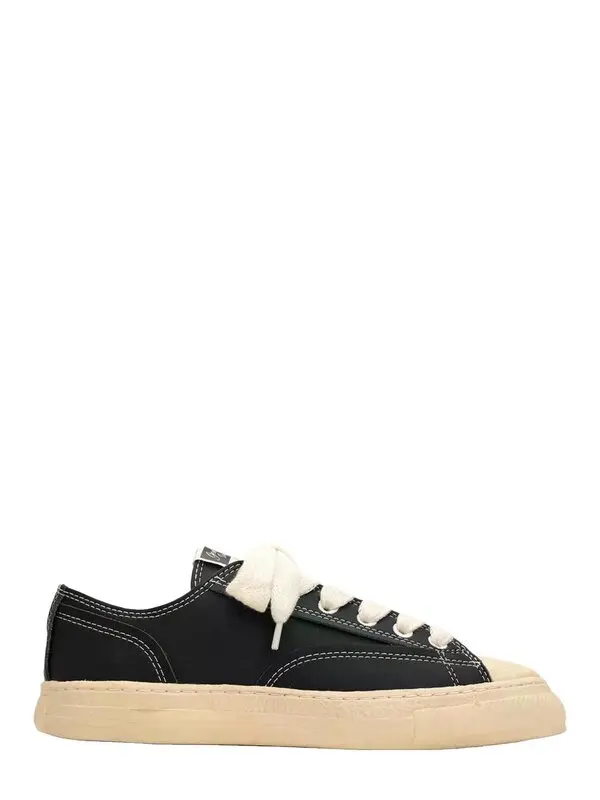 GENERAL SCALE. Roy Low-top Sneakers - Black