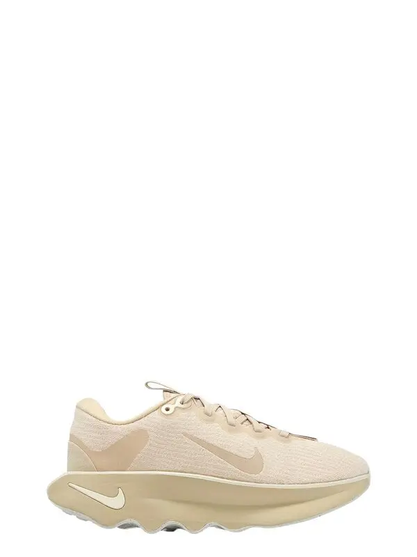 Nike Motiva Sneakers - Cream