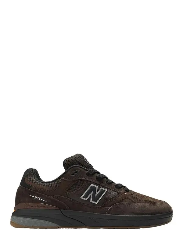 NEW BALANCE Andrew Reynolds X Numeric 933 - Brown