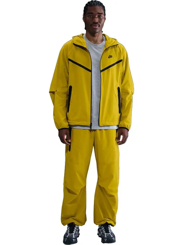Nike Tech Woven Oversized Pants - Yellow