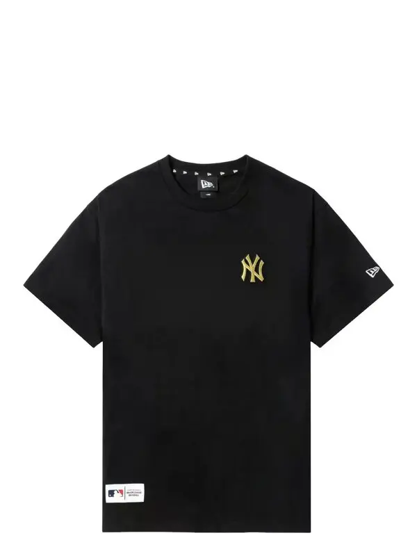 New Era Embroidered Logo T-shirt - Black