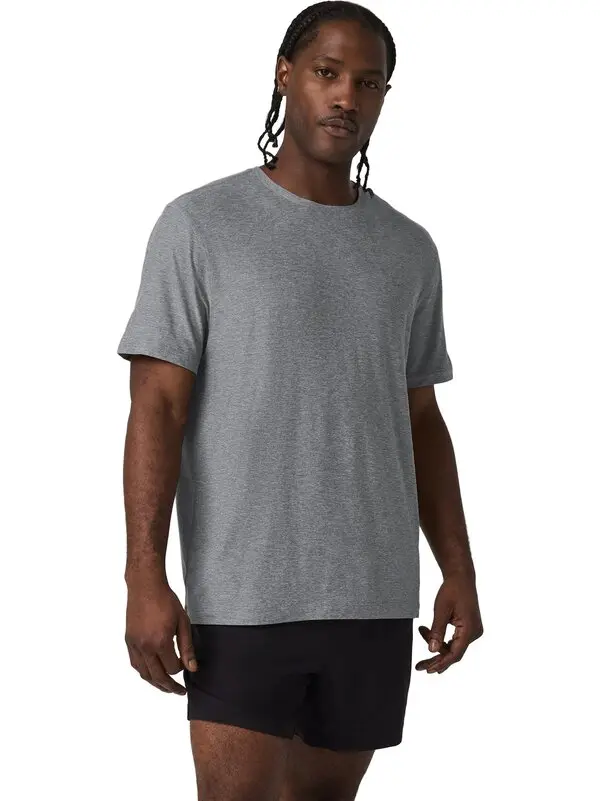 Vuori Short Sleeve Strato Tech T-shirt Relaxed Fit - Heather Grey
