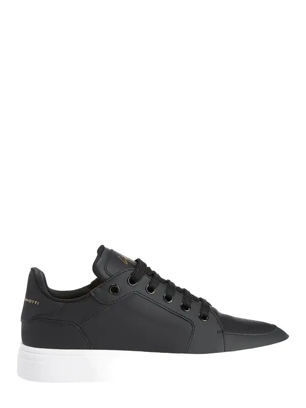 GIUSEPPE ZANOTTI Low-top Sneakers - Black