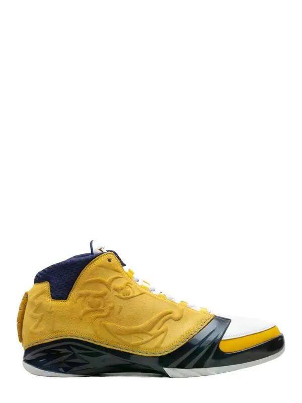 JORDAN 23 Retro Marquette Sneakers - Yellow