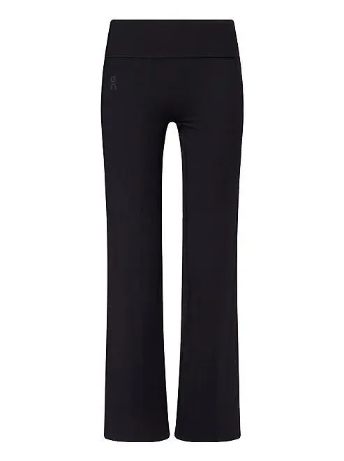 On Studio Flared Performance Leggings - Black