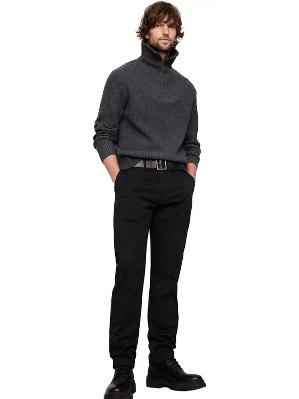 Banana Republic Athletic Slim Stretch Chino - Black