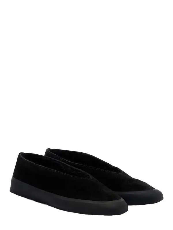 Le Monde Beryl Apres Ski Shearling-lined Suede Ballet Flats - Black
