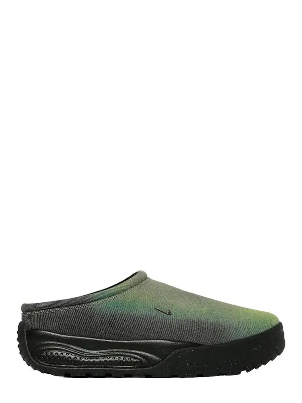Nike Slip-on Sneakers - Green