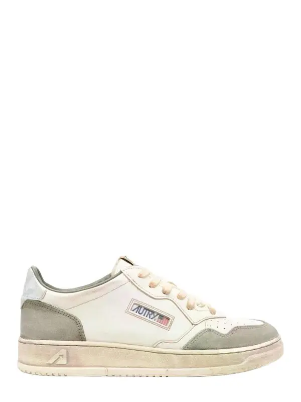 AUTRY Medalist Low Top Sneakers - White