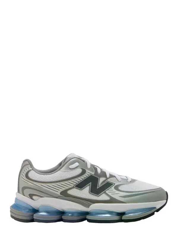NEW BALANCE 2000 Sneakers - Grey