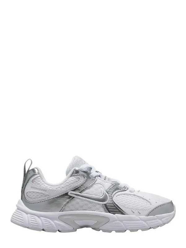 Nike V5 Rnr Metallic Silver Sneakers - White/pure Platinum