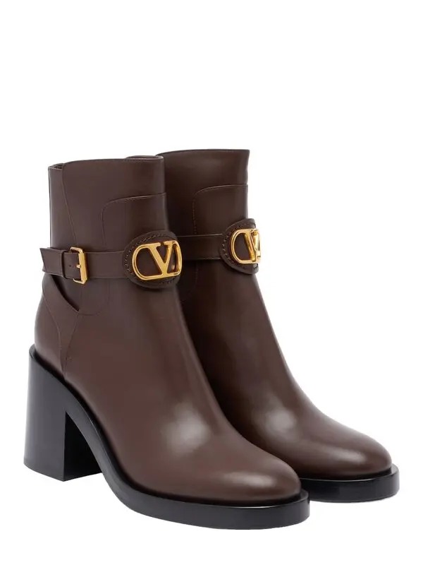 Valentino Garavani Vlogo 70 Leather Ankle Boots - Brown