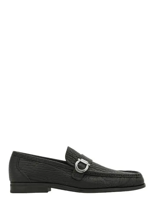 FERRAGAMO Gancini Loafer - Black