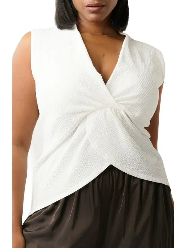 ESTELLE Hadley Twist Front Seersucker Top - Milk