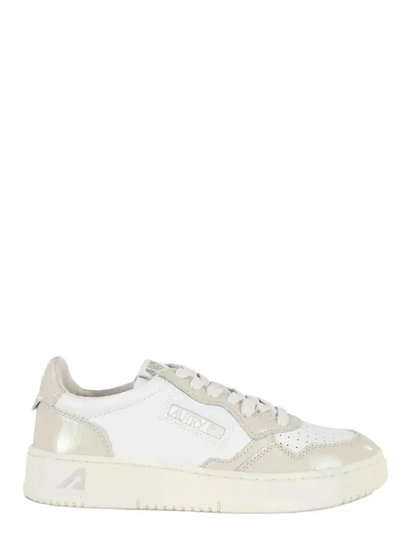 AUTRY Medalist Leather Sneakers - White