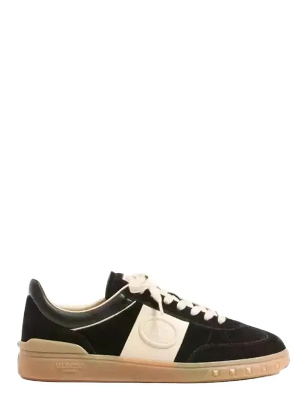 Valentino Garavani Upvillage Low Top Trainers - Black