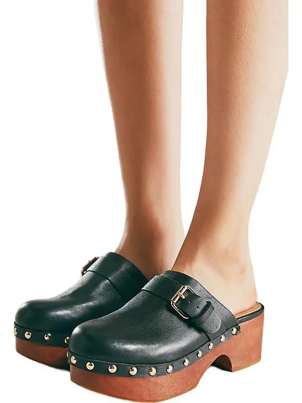 BIBI LOU Platform Studded Clogs - Black