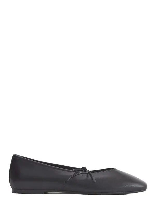 Everlane Leather Keyhole Flat - Black