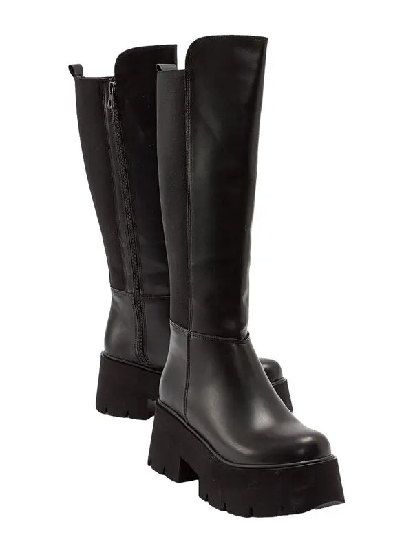 PROLOGUE SHOES Solo Platform Boots - Black Faux Leather