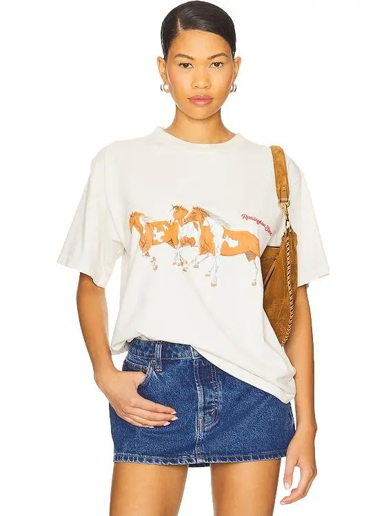 REMINGTON STONE Wild Horses Tee - Vintage Creme