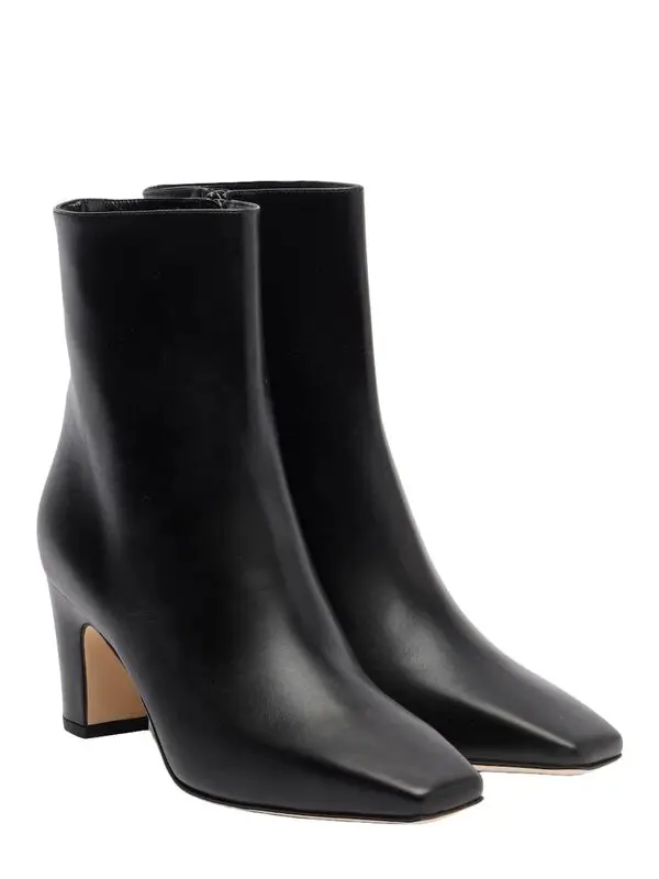 Manolo Blahnik Ofaralo Leather Ankle Boots - Black